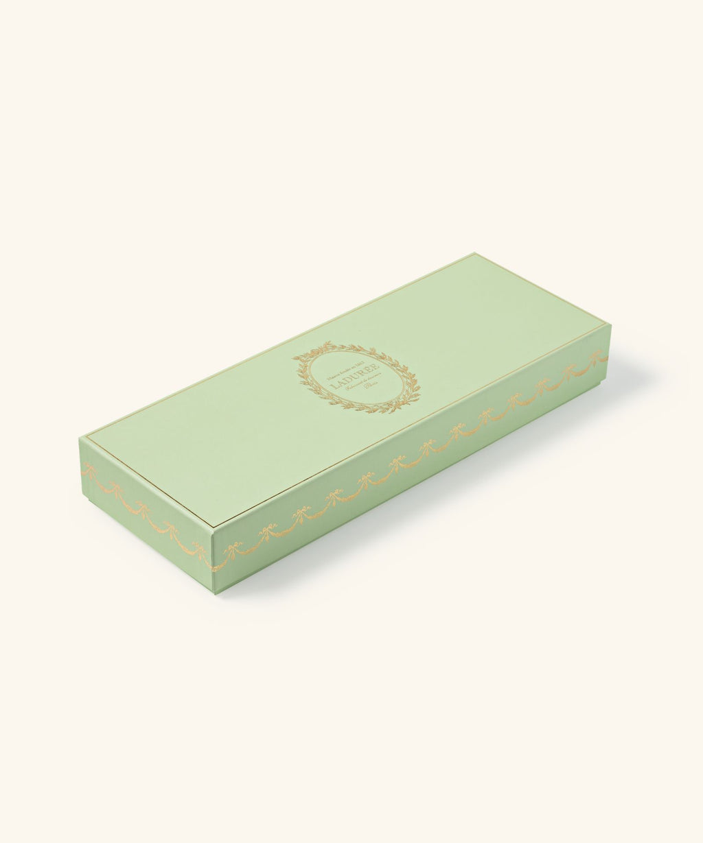 Collector's Days - "Intemporel" 35 macarons gift box | La Maison Ladurée