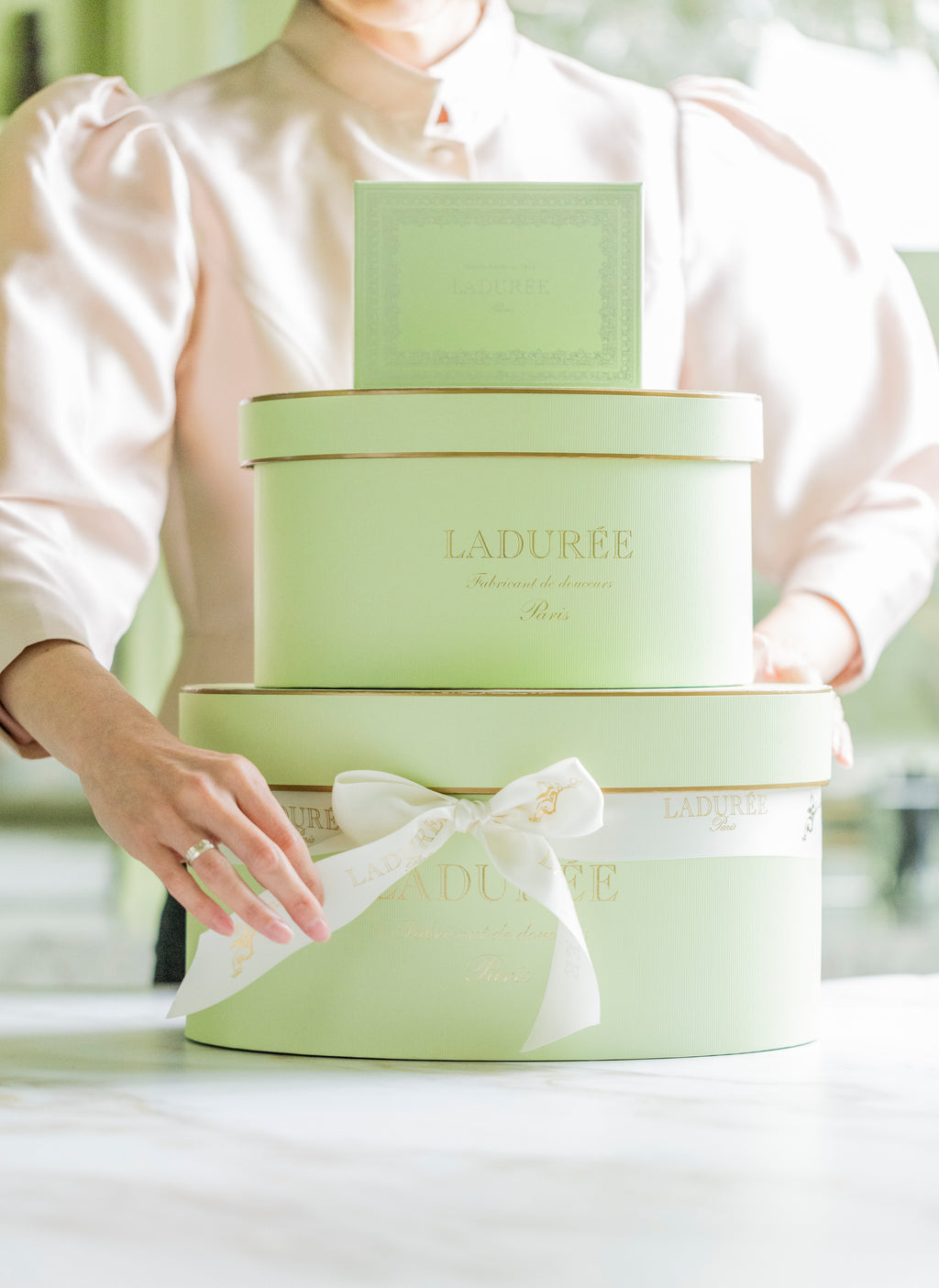 Hamper of 6 delicacies to personnalise | La Maison Ladurée