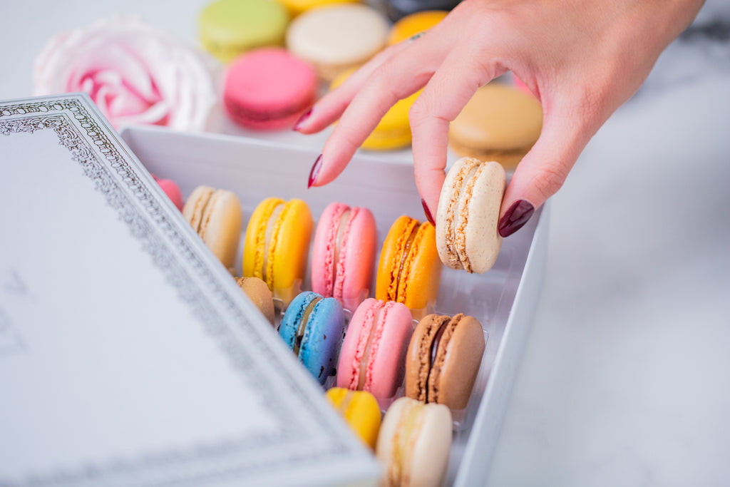 Coffret de macarons à composer | La Maison Ladurée