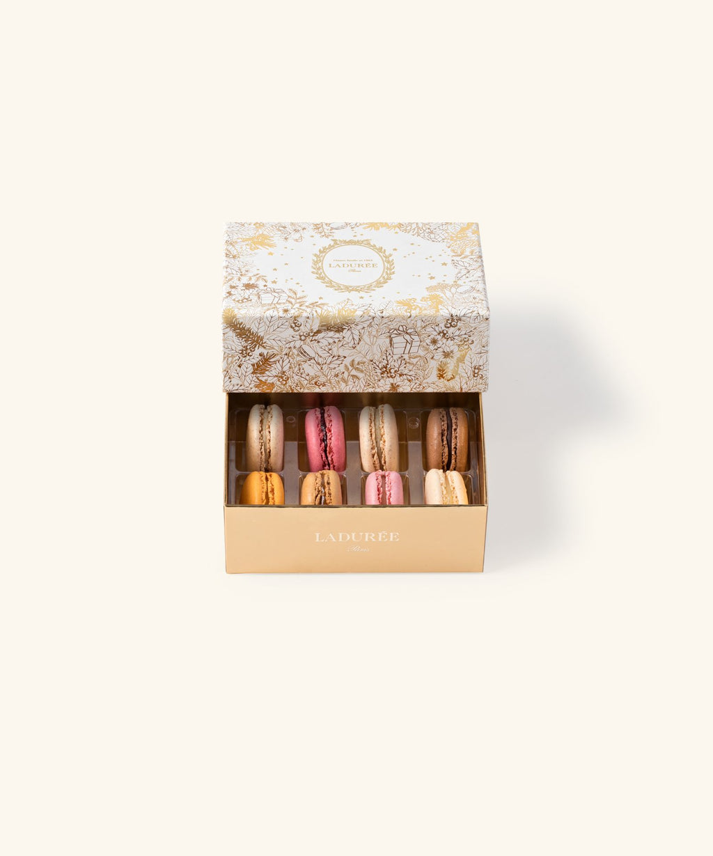 "The Magical Garden" Christmas 8 macarons gift box | La Maison Ladurée